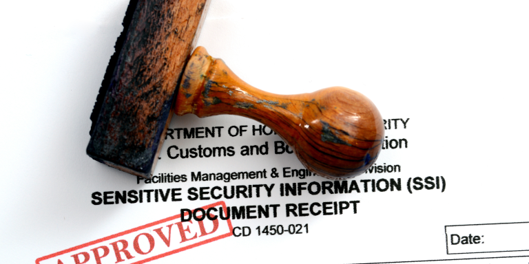 5 Things You Should Never Share with AI Chatbots to Stay Safe - Zolute ...