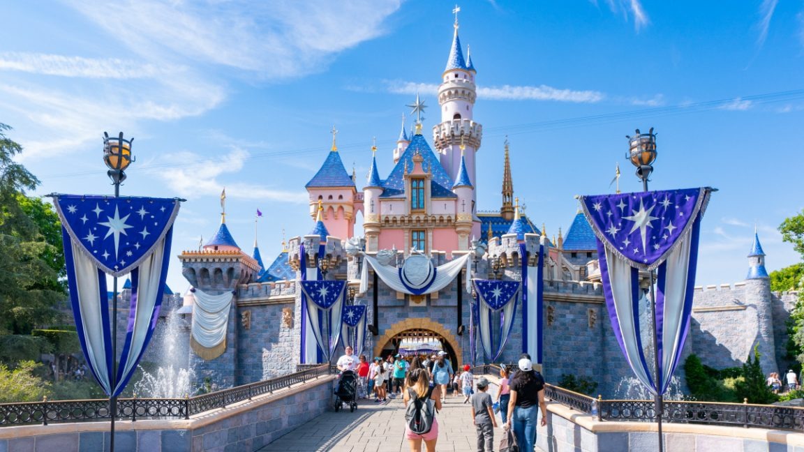 Disney’s New AI-Powered Robots – How NVIDIA and Google DeepMind Are ...